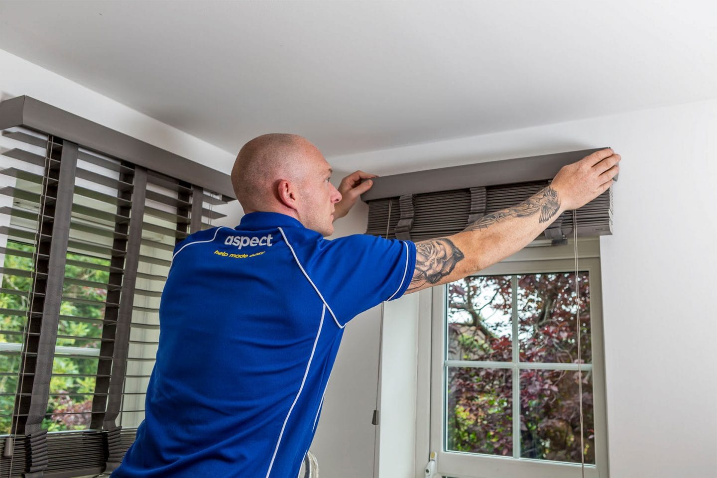 Blind Fitters Near Me | Blind Fitters | Curtain Fitters | London
